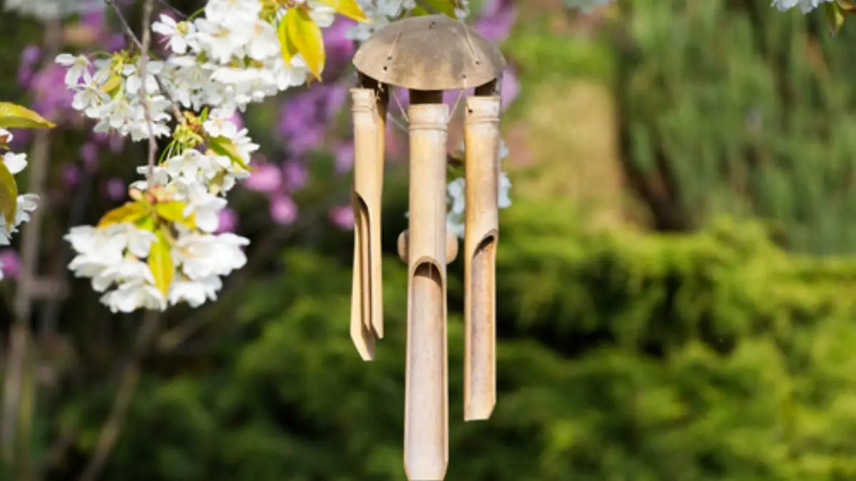 Boost Positive Energy at Home with These Vastu-Approved Hanging Bells ...