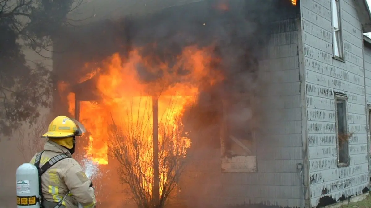 Fire Damages East Moline House, Five Residents Make It Out Safely ...